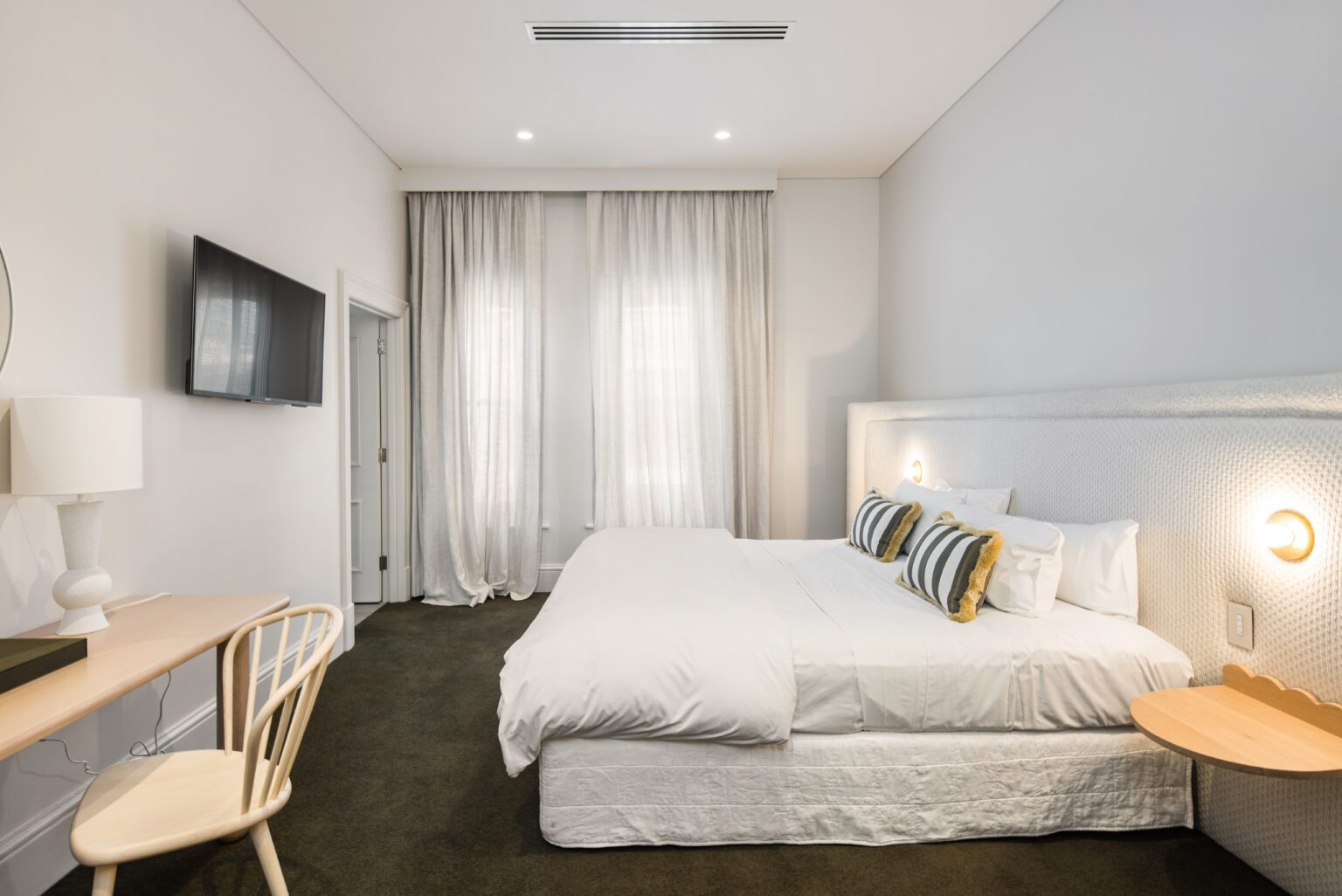 Accommodation - The Stirling Hotel